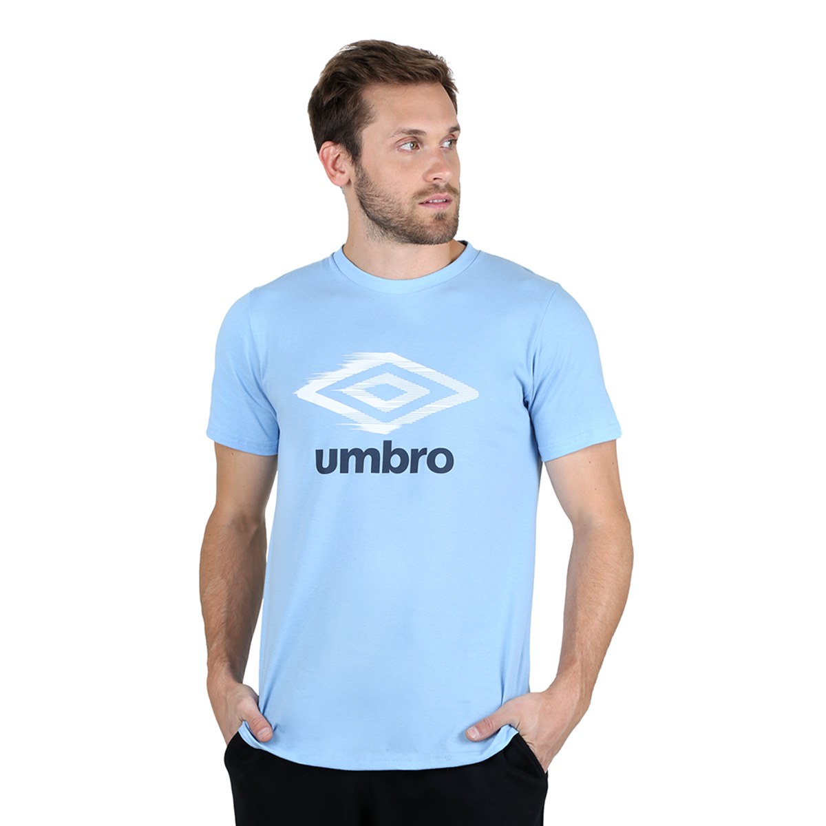 Remera Umbro Est.Glitch | StockCenter