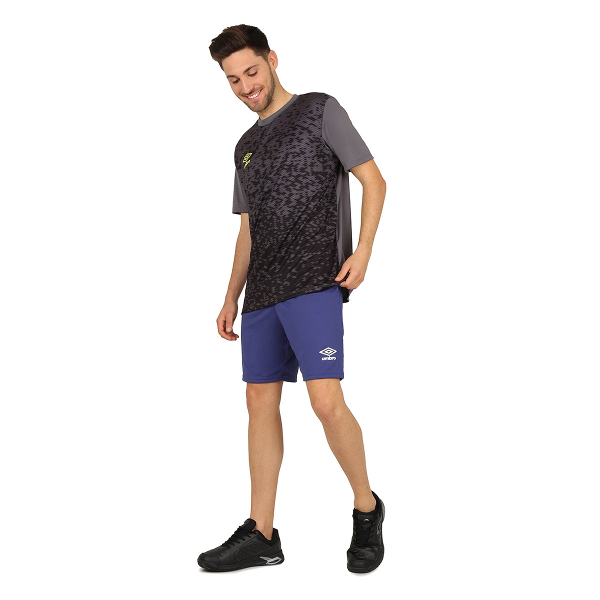 Short Umbro Basico | StockCenter