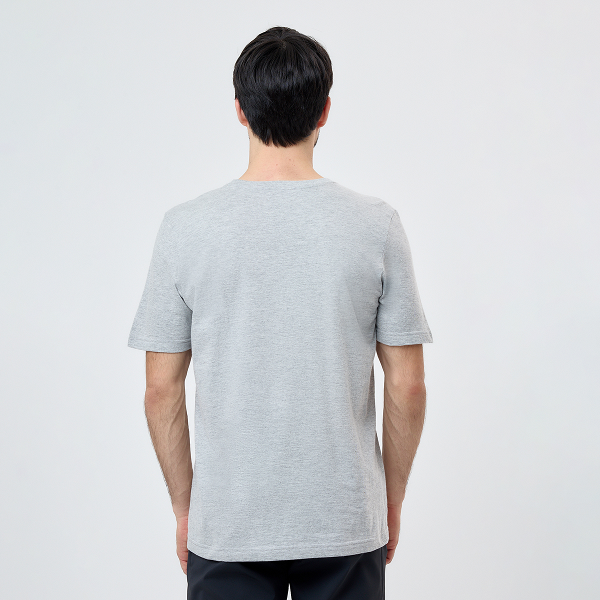 Remera adidas Basic Bos Hombre | StockCenter