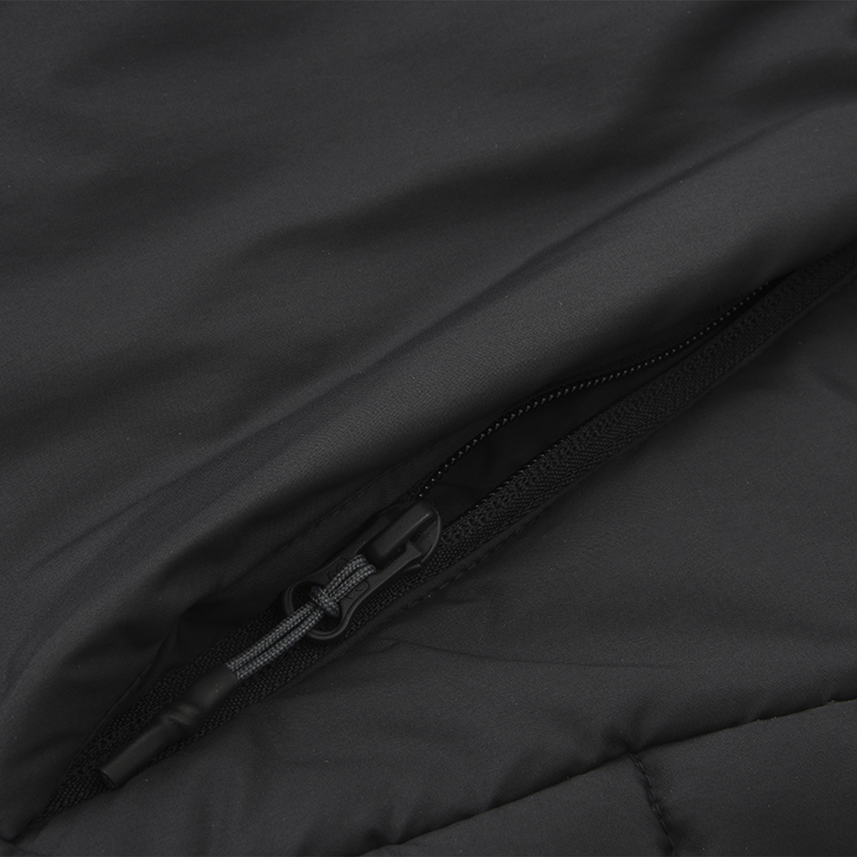 Campera Urbana Under Armour Insulate Hombre | StockCenter