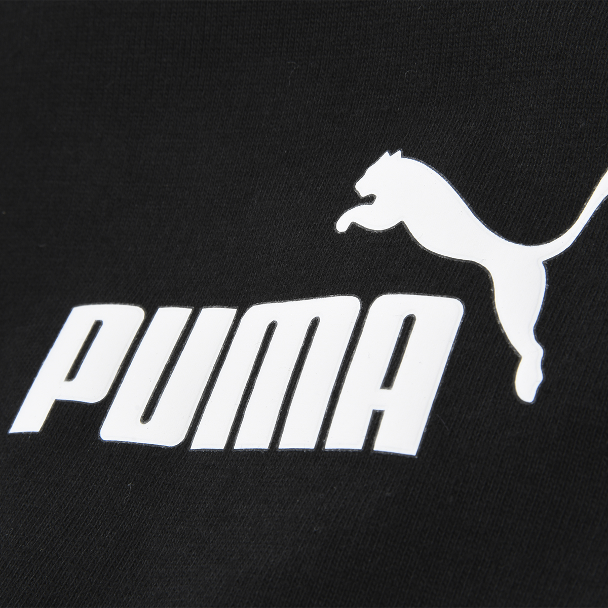 Remera Puma Essentials V Neck Hombre | StockCenter